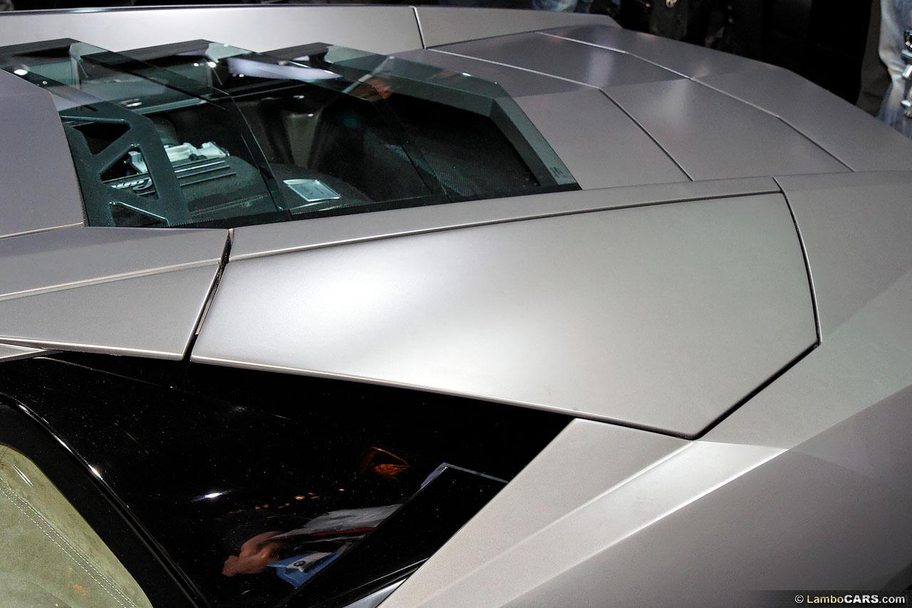 High-Resolution Lamborghini Reventón Photos