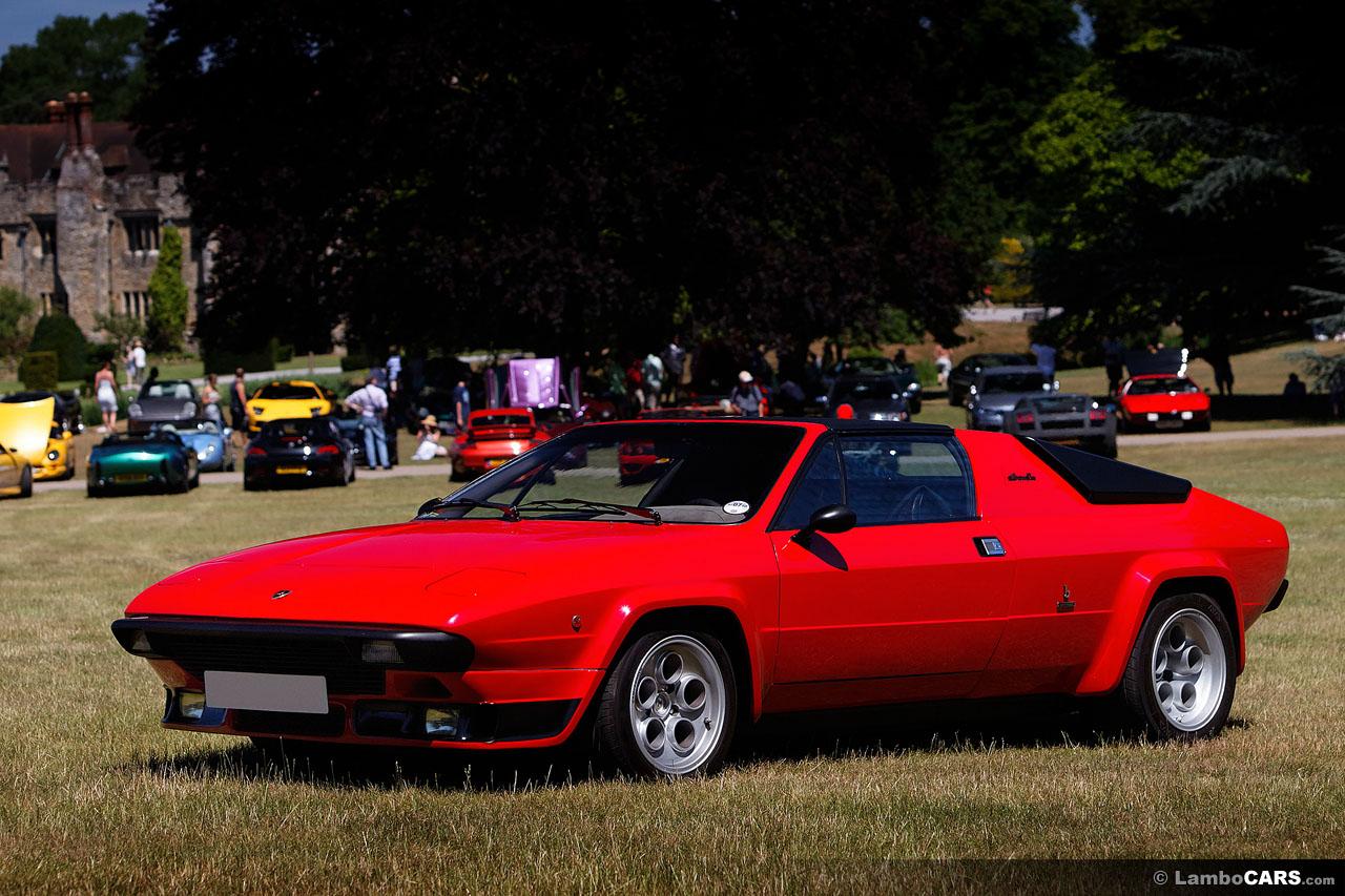 Lamborghini Silhouette (The Ultimate Guide)