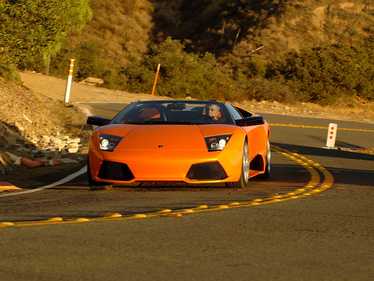 High-Resolution Lamborghini Murciélago LP640 Photos