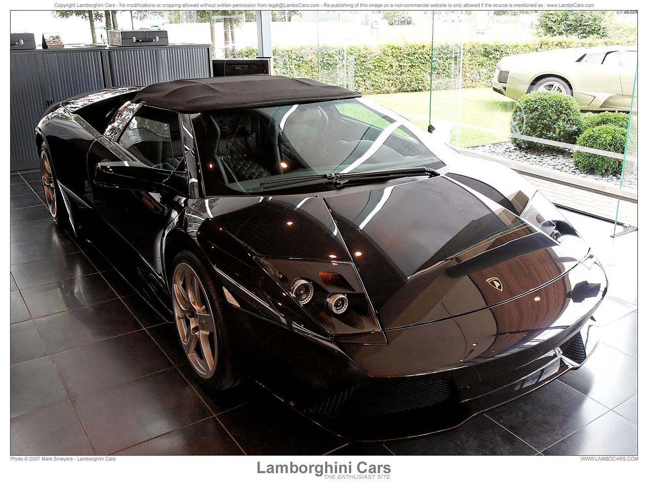 High-Resolution Lamborghini Murciélago LP640 Photos