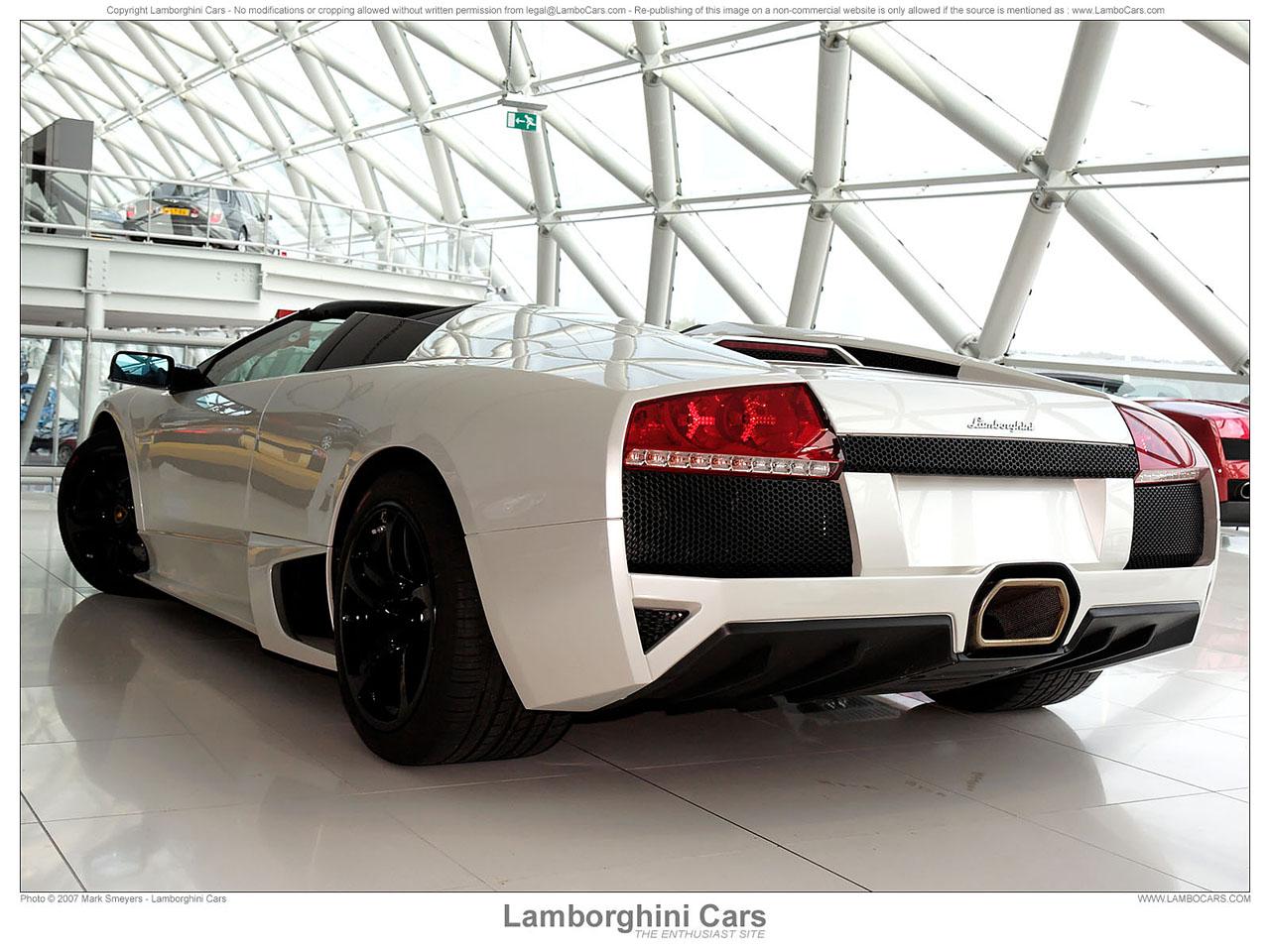 High-Resolution Lamborghini Murciélago LP640 Photos