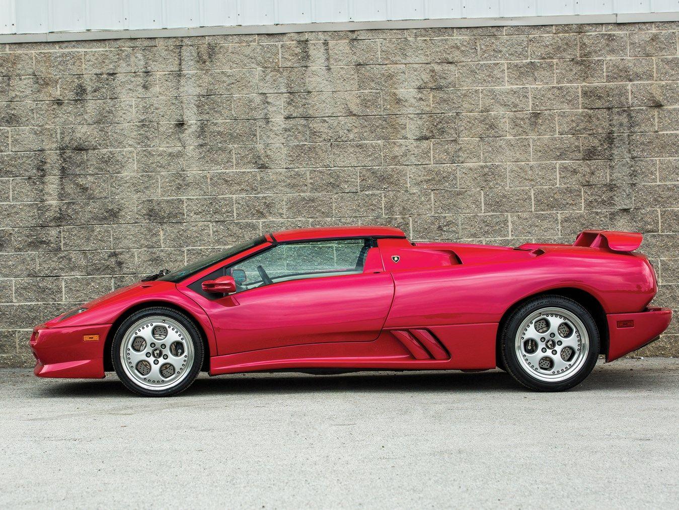 Lamborghini Diablo VT Roadster Guide & History | LamboCARS.com