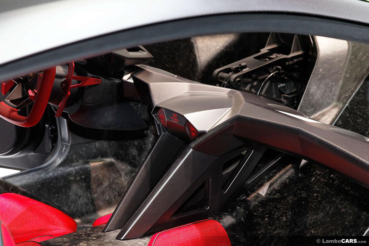 High-Resolution Lamborghini Sesto Elemento Photos