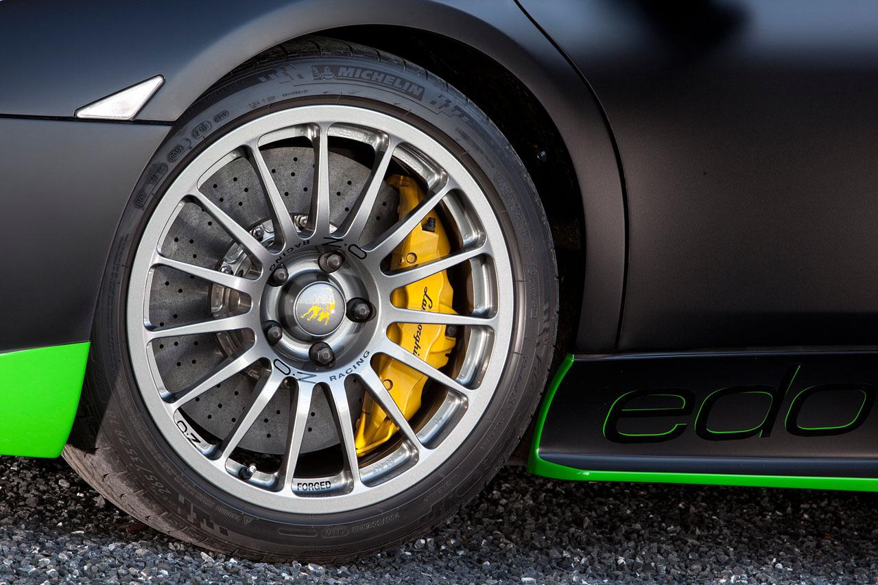 High-Resolution Lamborghini edo Competition LP750 Photos