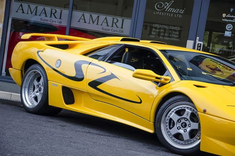 Lamborghini Countach vs Diablo: A Comparative Analysis - LamboCars