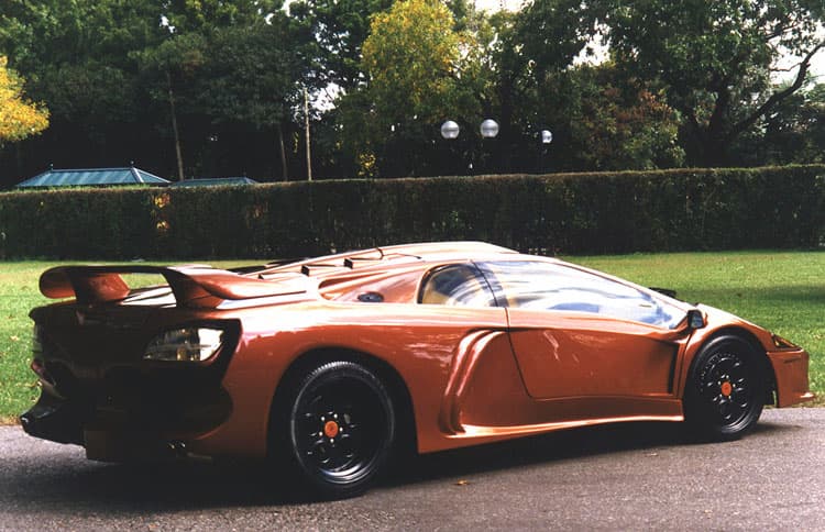 High-Resolution Lamborghini Diablo Coatl Photos