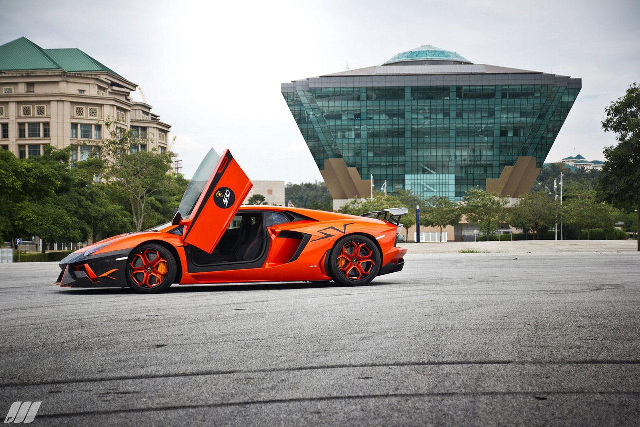 High-Resolution Lamborghini DMC LP900-4 Photos