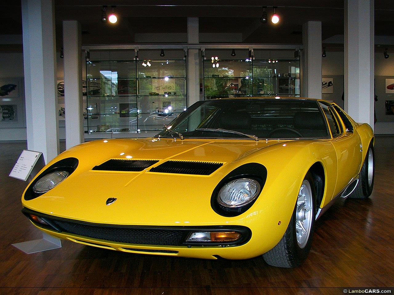 Lamborghini ICONIC V12 Guide & History | LamboCARS.com