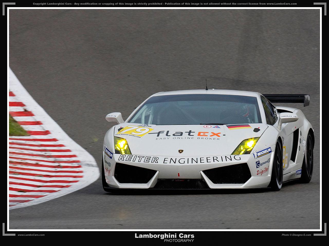 High-Resolution Lamborghini LeMans Photos