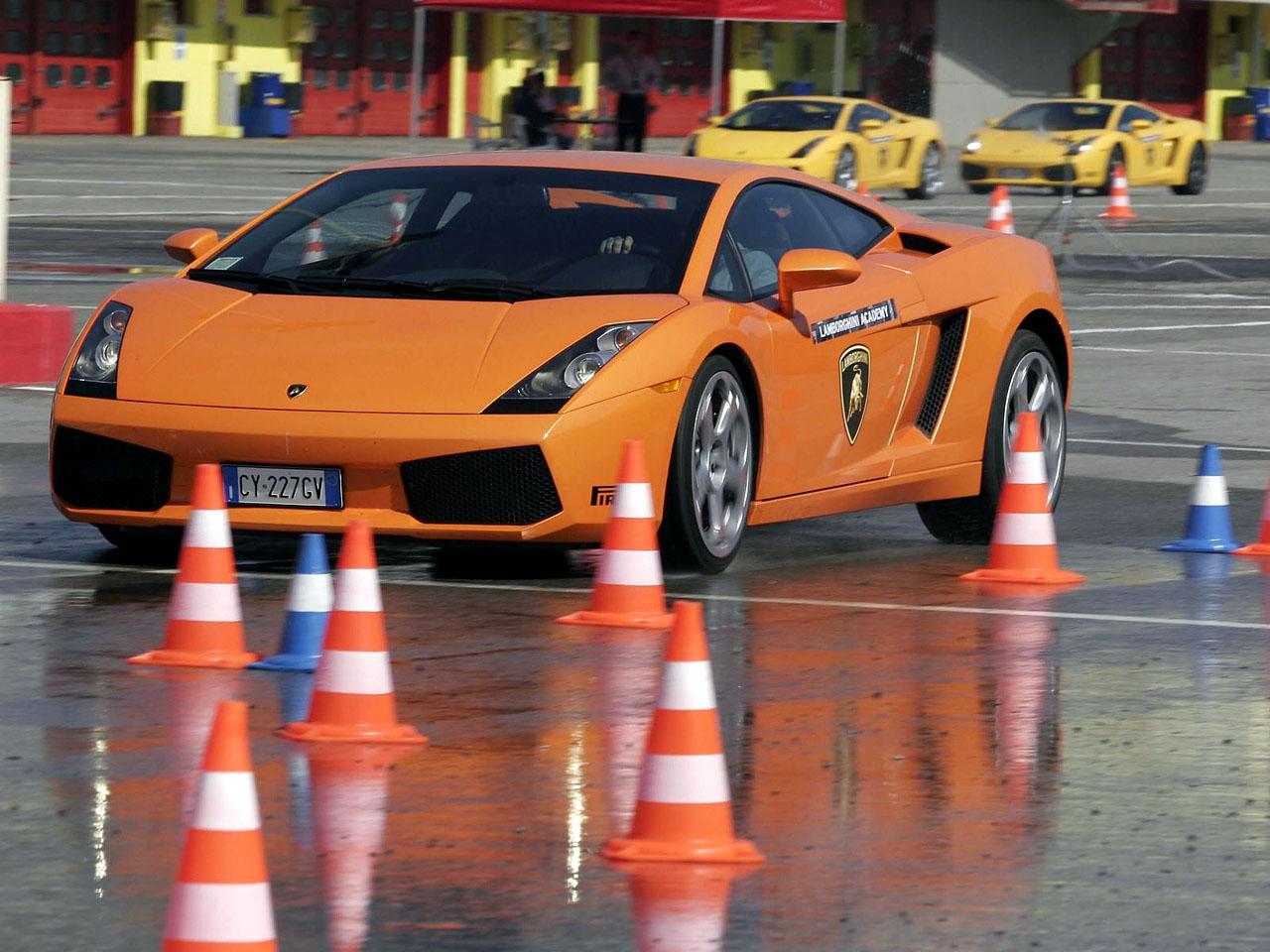 Lamborghini Driving Academy | LamboCARS.com