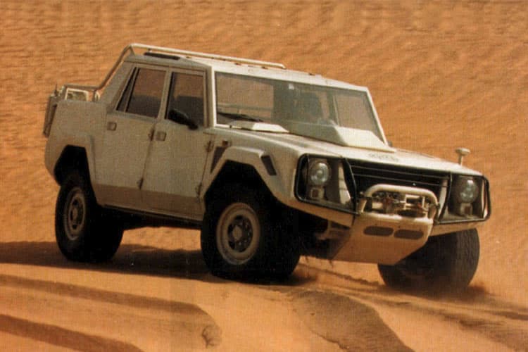 Lamborghini LM004 7000 Guide & History | LamboCARS.com