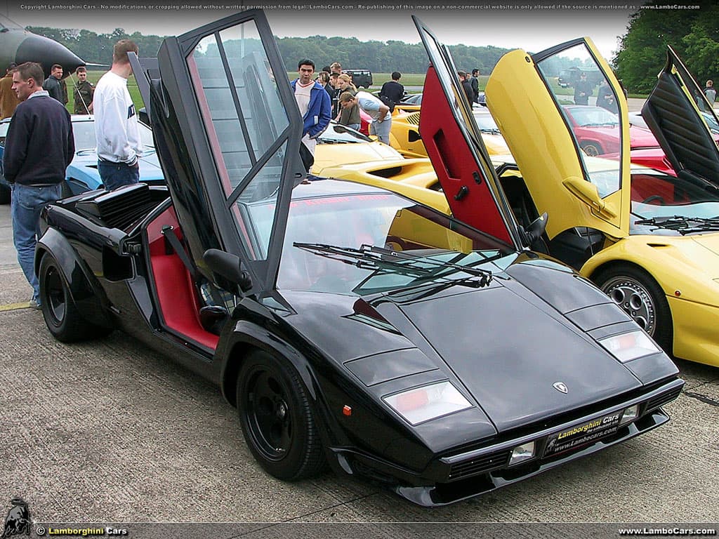 High-Resolution Lamborghini Countach LP400 S Photos