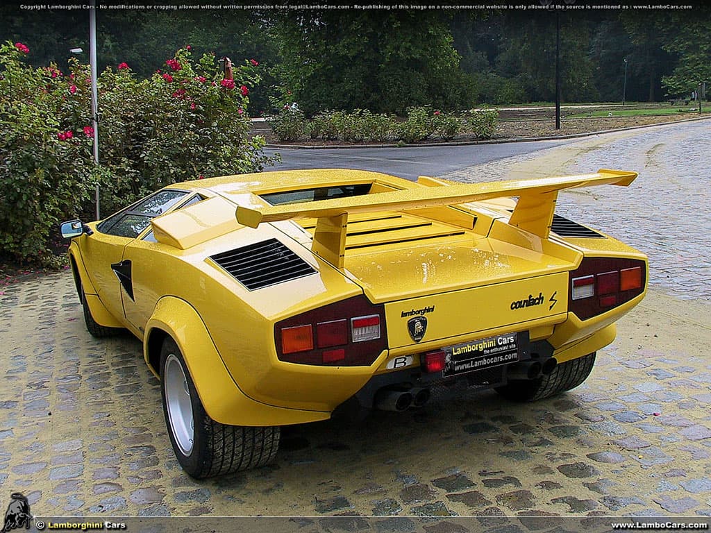 High-Resolution Lamborghini Countach LP400 S Photos