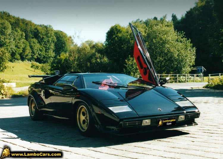 High-Resolution Lamborghini Countach LP400 S Photos