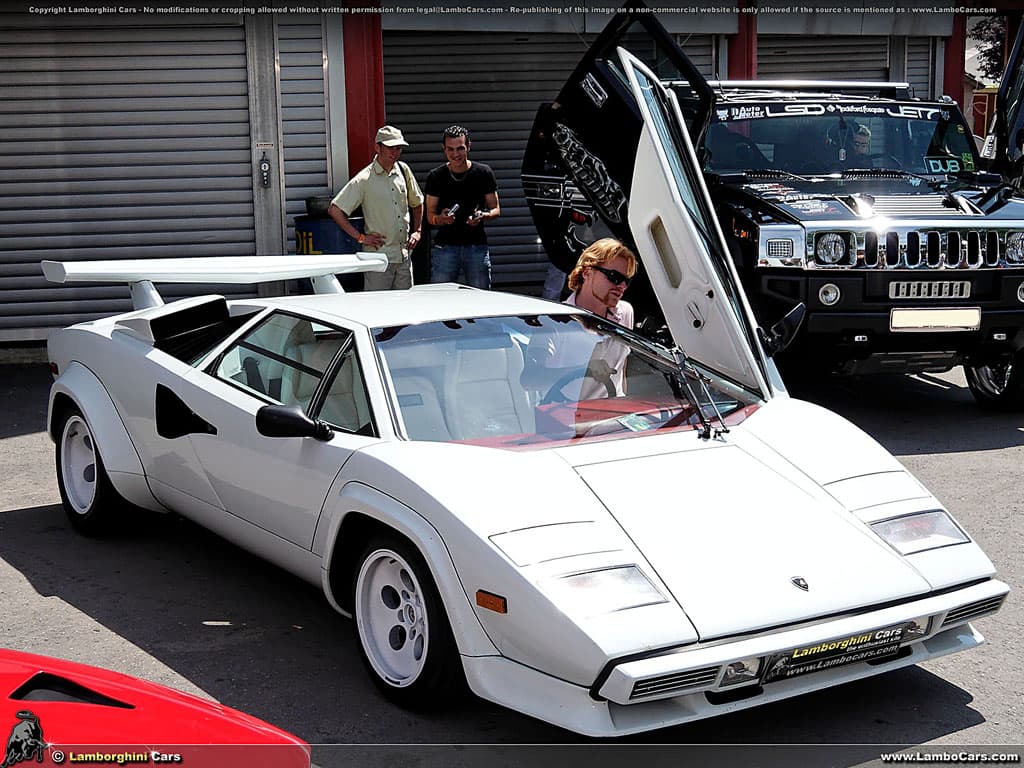 High-Resolution Lamborghini Countach LP500 S Photos