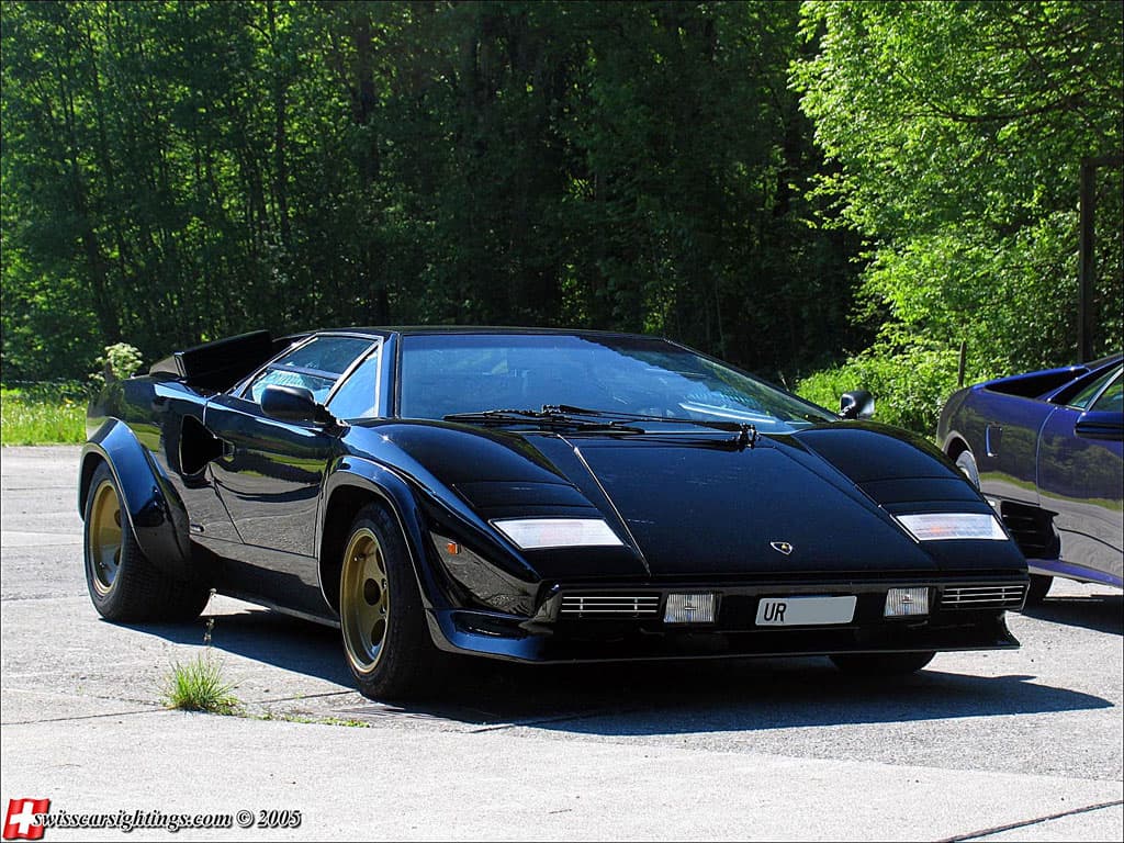 High-Resolution Lamborghini Countach LP500 S Photos