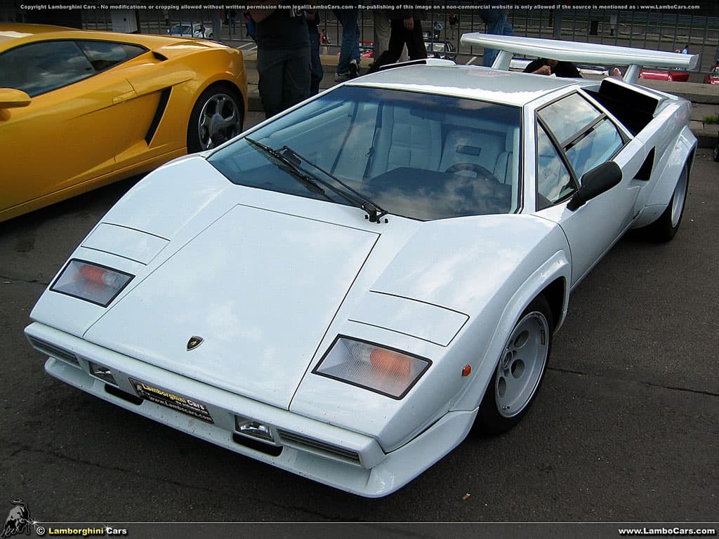 High-Resolution Lamborghini Countach LP500 S Photos