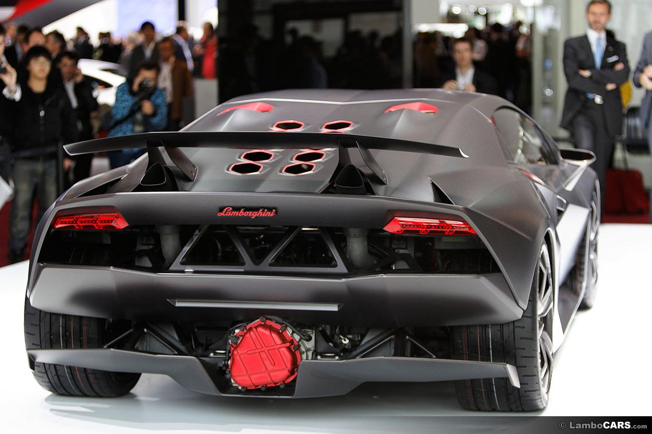 Lamborghini Sesto Elemento Guide & History | LamboCARS.com