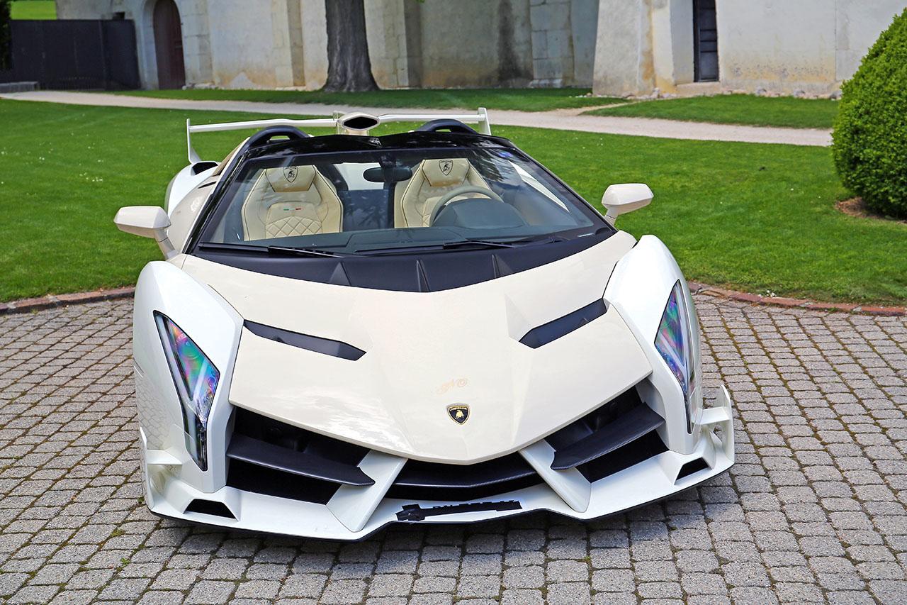 Lamborghini Veneno Roadster Guide & History | LamboCARS.com