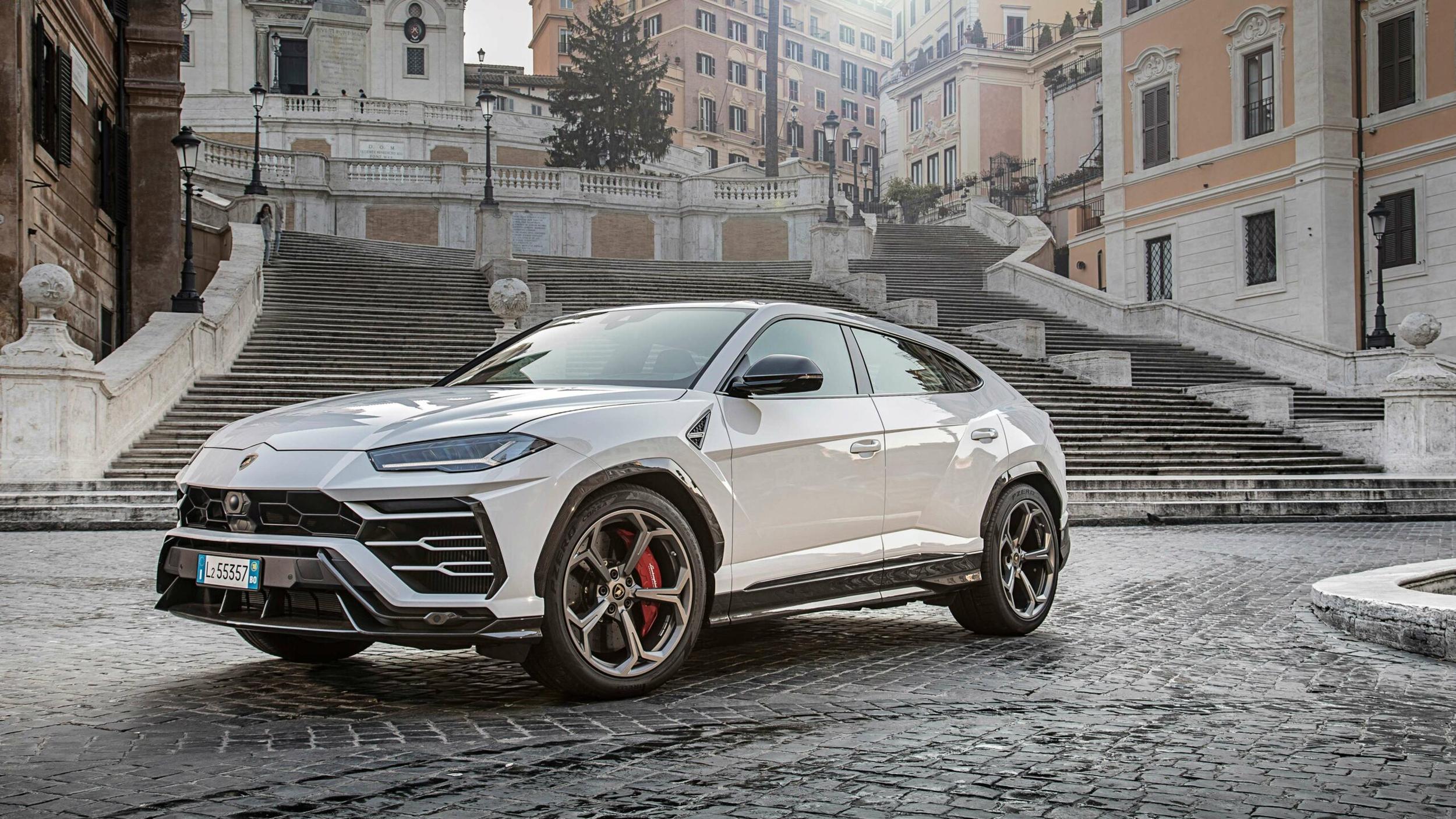 Current Lamborghini Cars and SUVs: Reviews, Pricing & Specs