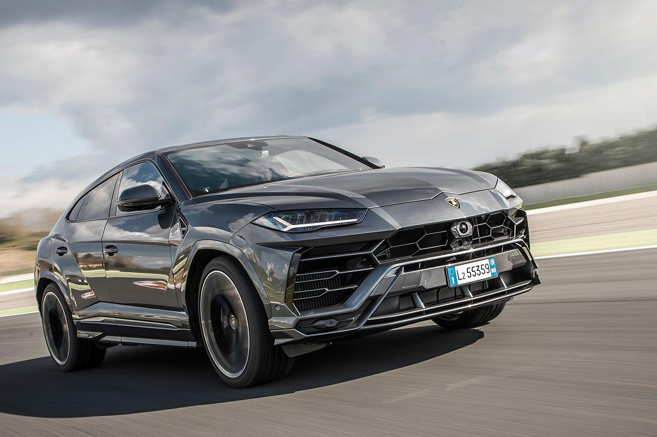 High-Resolution Lamborghini Urus Photos