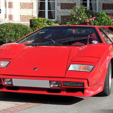 High-Resolution Lamborghini Countach Photos