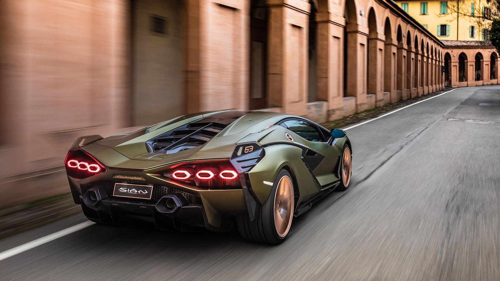 Lamborghini received twice as much awards as in 2019 - LamboCARS