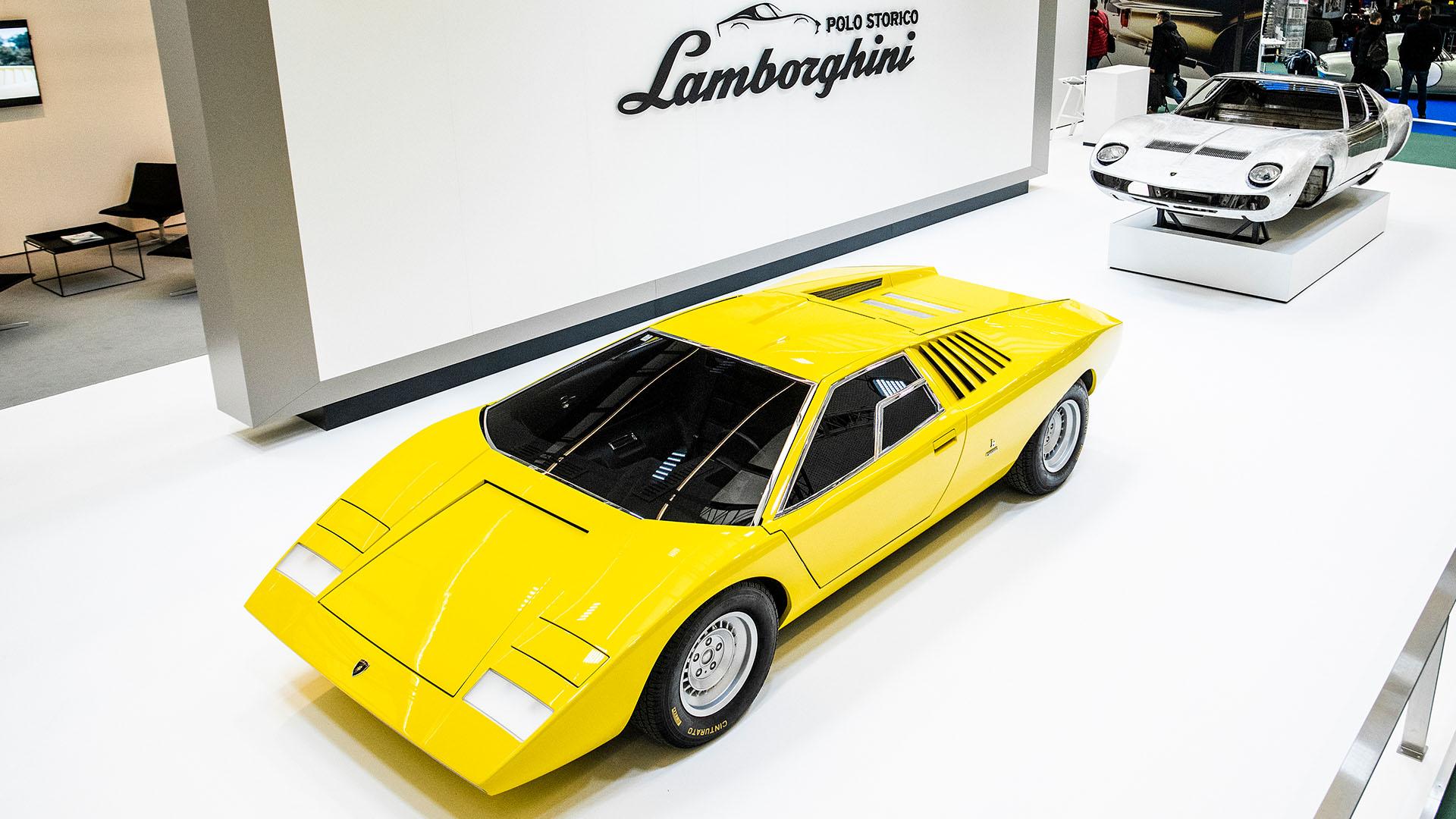 Lamborghini LM004 7000 - Specs & Performance - LamboCARS