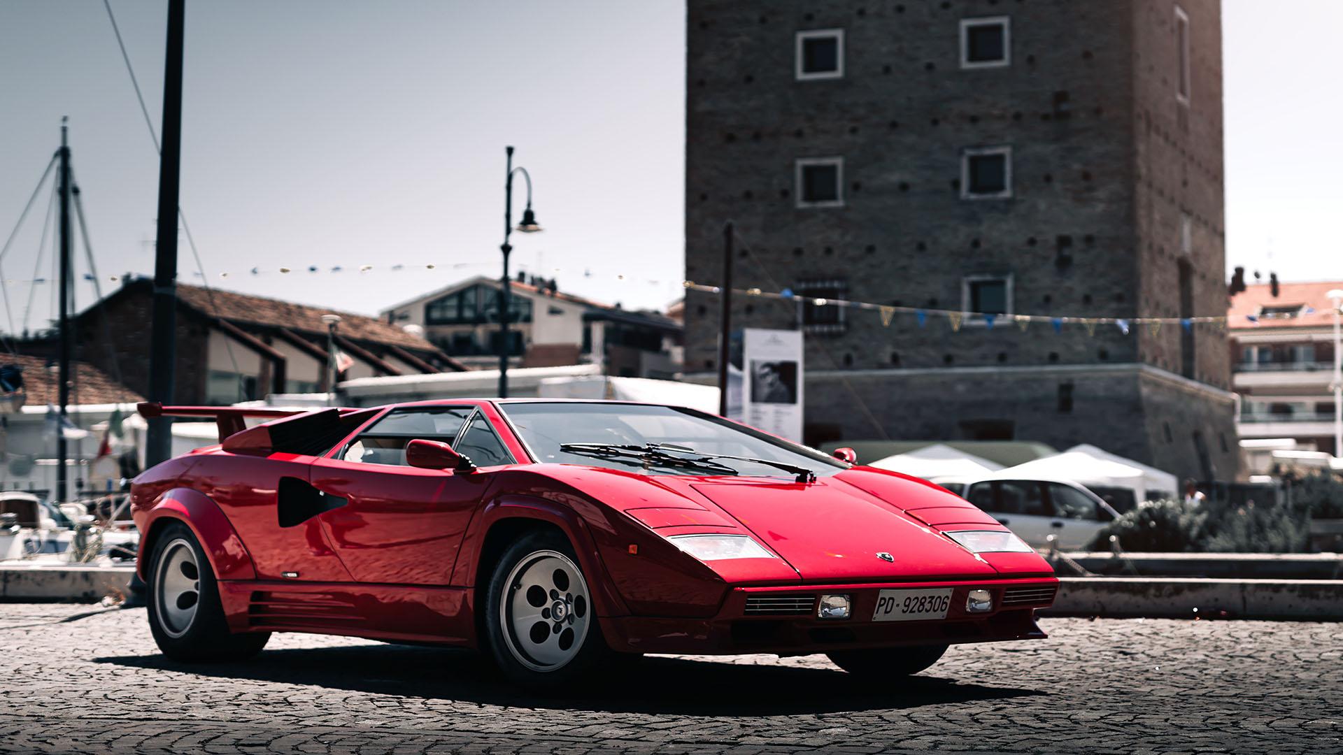 Back in the Eighties, the Countach and the LM002 shared a V12 - LamboCARS