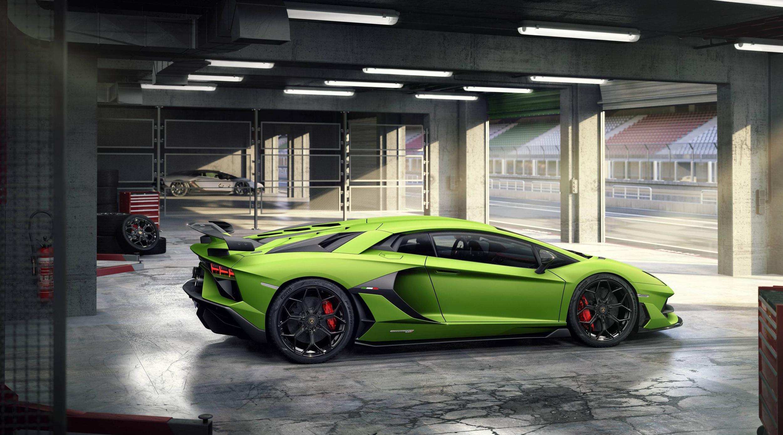 2019 Lamborghini Aventador SVJ: Review, Price & Specs- LamboCARS