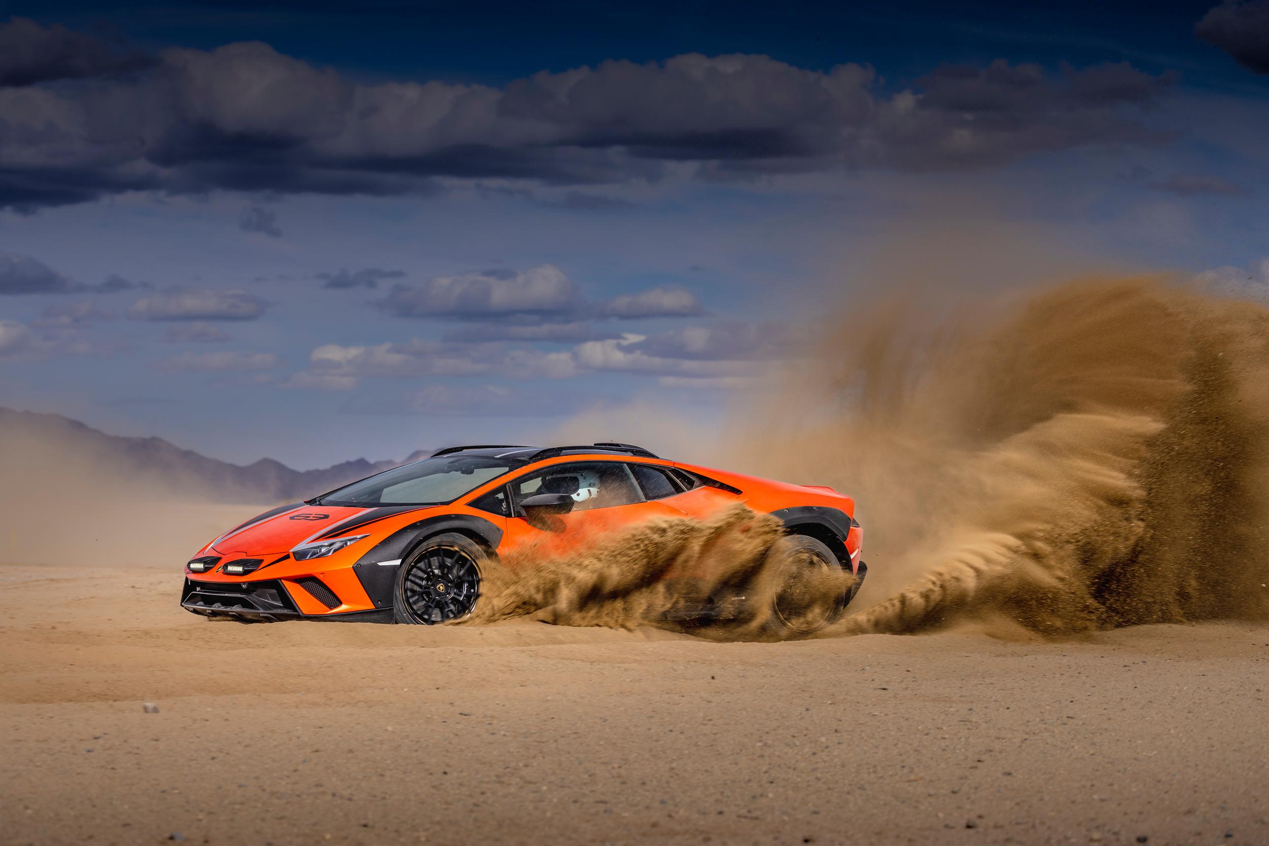 Lamborghini News, Specs, & Model Guides | LamboCARS.com