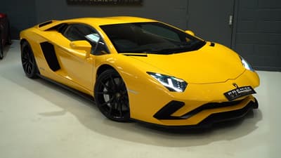 10 Best Lamborghini Colors That Never Go Out of Trend - LamboCARS