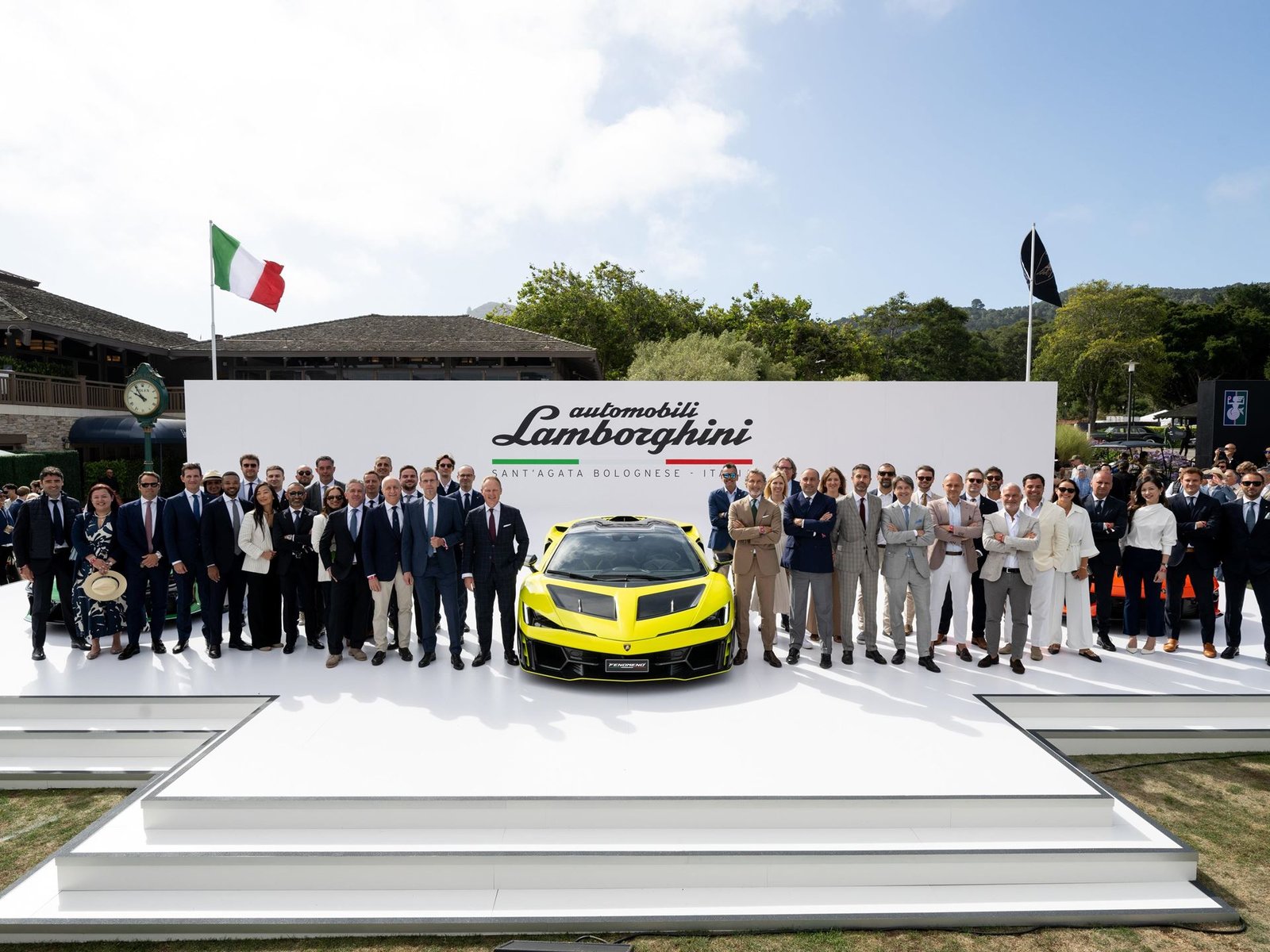 Lamborghini News, Specs, & Model Guides | LamboCARS.com