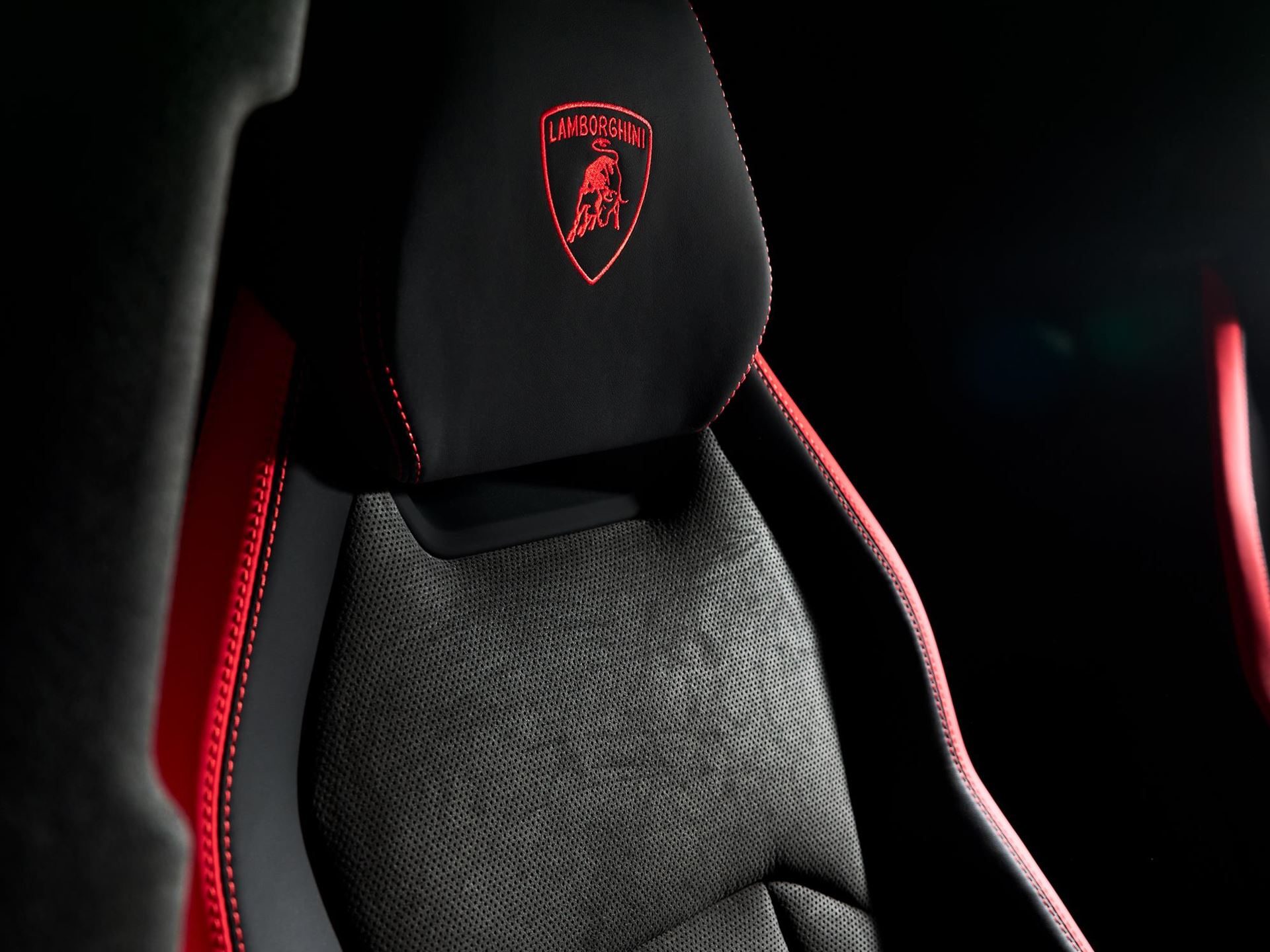 Lamborghini Urus SE Tettonero Capsule: 630-Unit Limited Edition